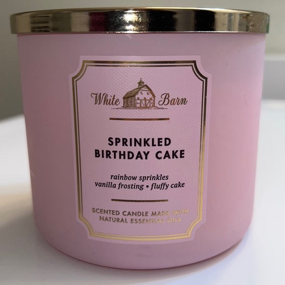 White Barn | Other | Bath And Body Workswhite Barn Candle Sprinkled ...